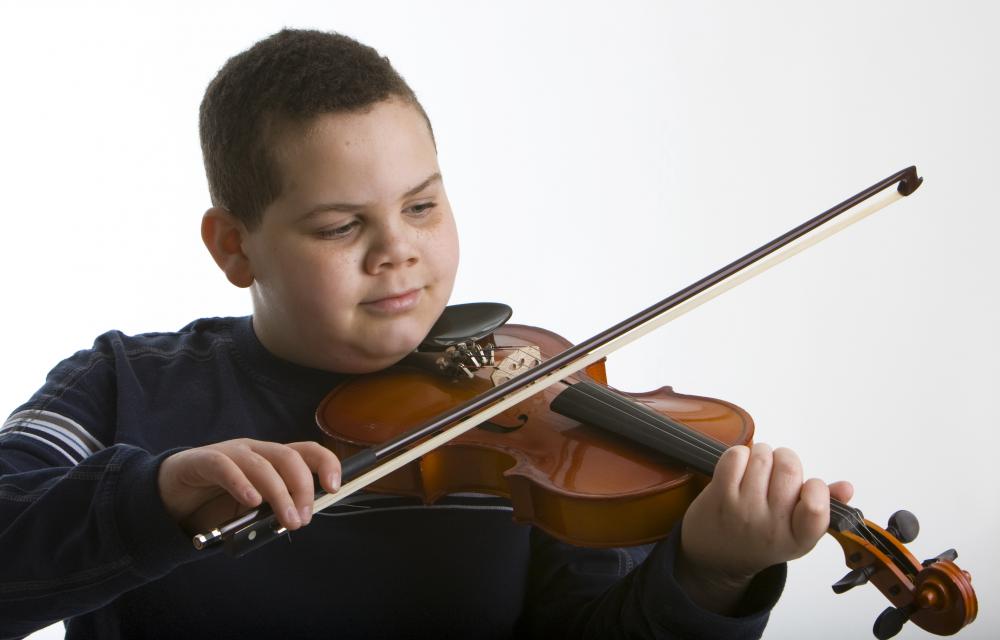 What Is a Violin Tailpiece? (with pictures)