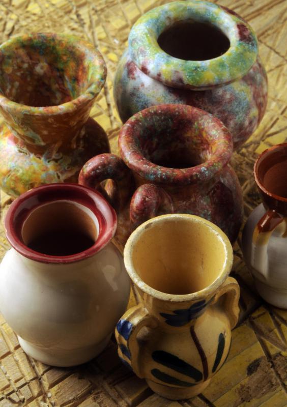 What are Pottery Kilns? (with pictures)