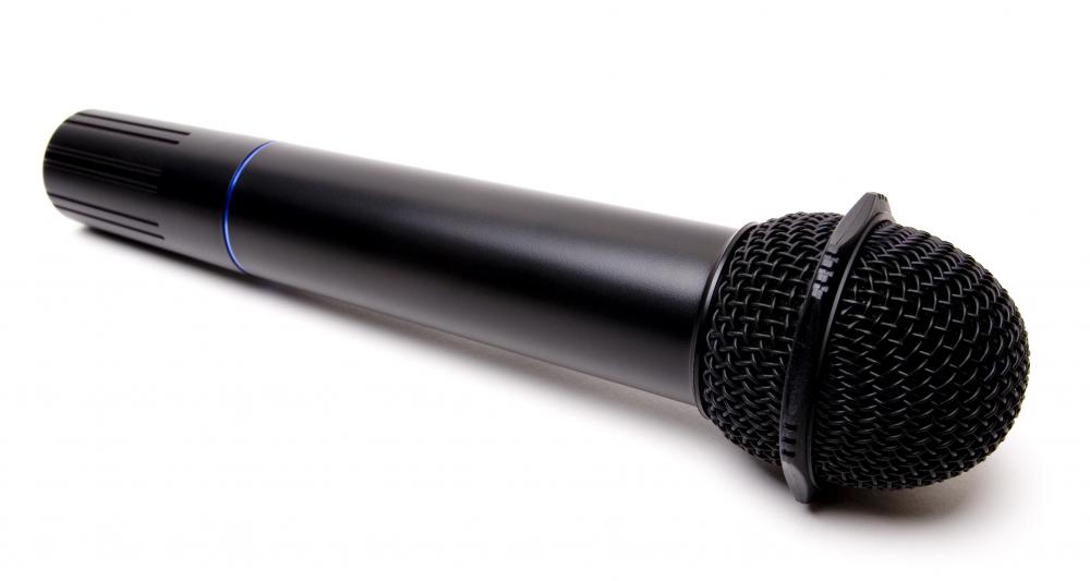 What Are the Different Types of Trumpet Microphones?