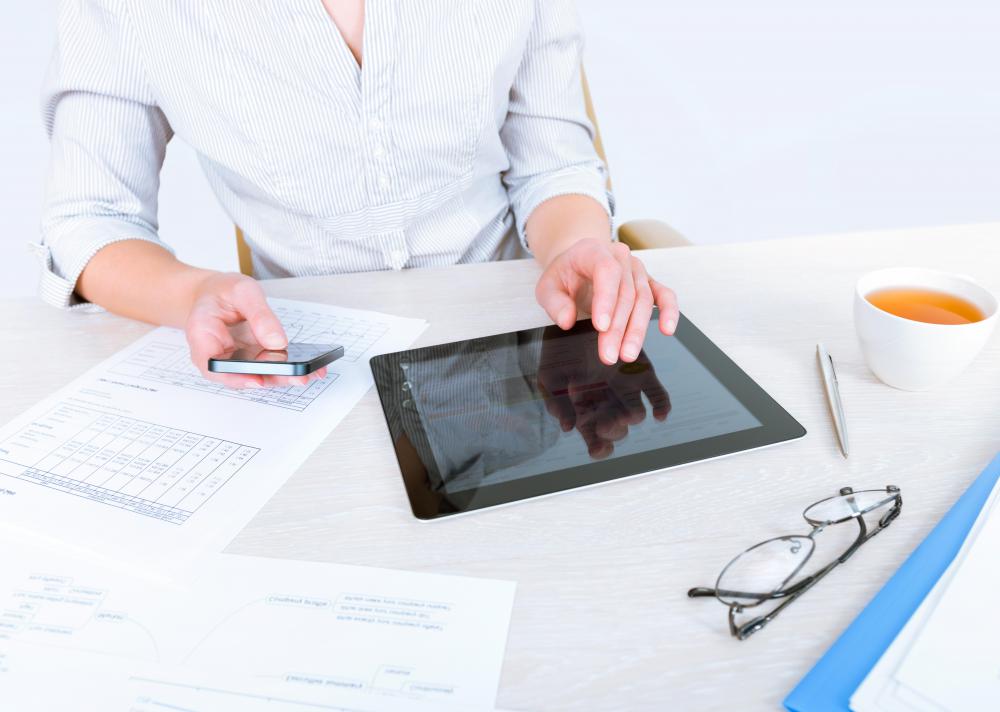 What Does an Interactive Art Director Do? (with pictures)